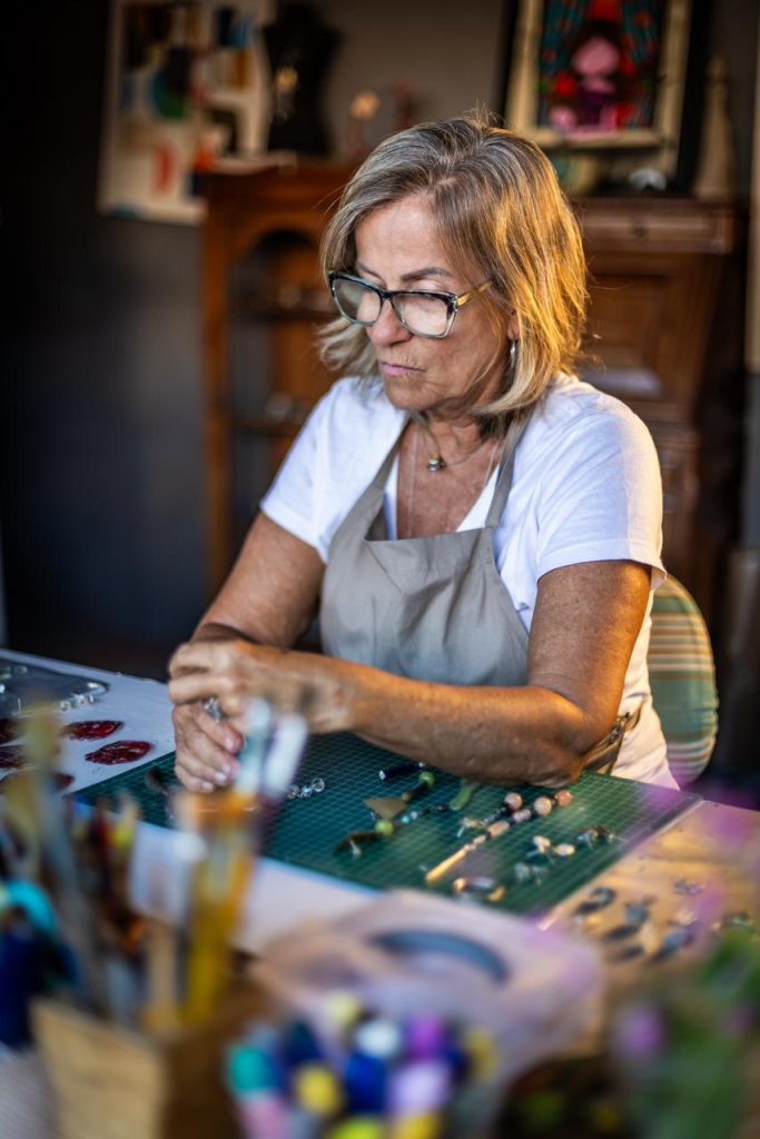 Letícia Costa apresenta “Joia Arte – Uma linda trajetória” no Museu ...