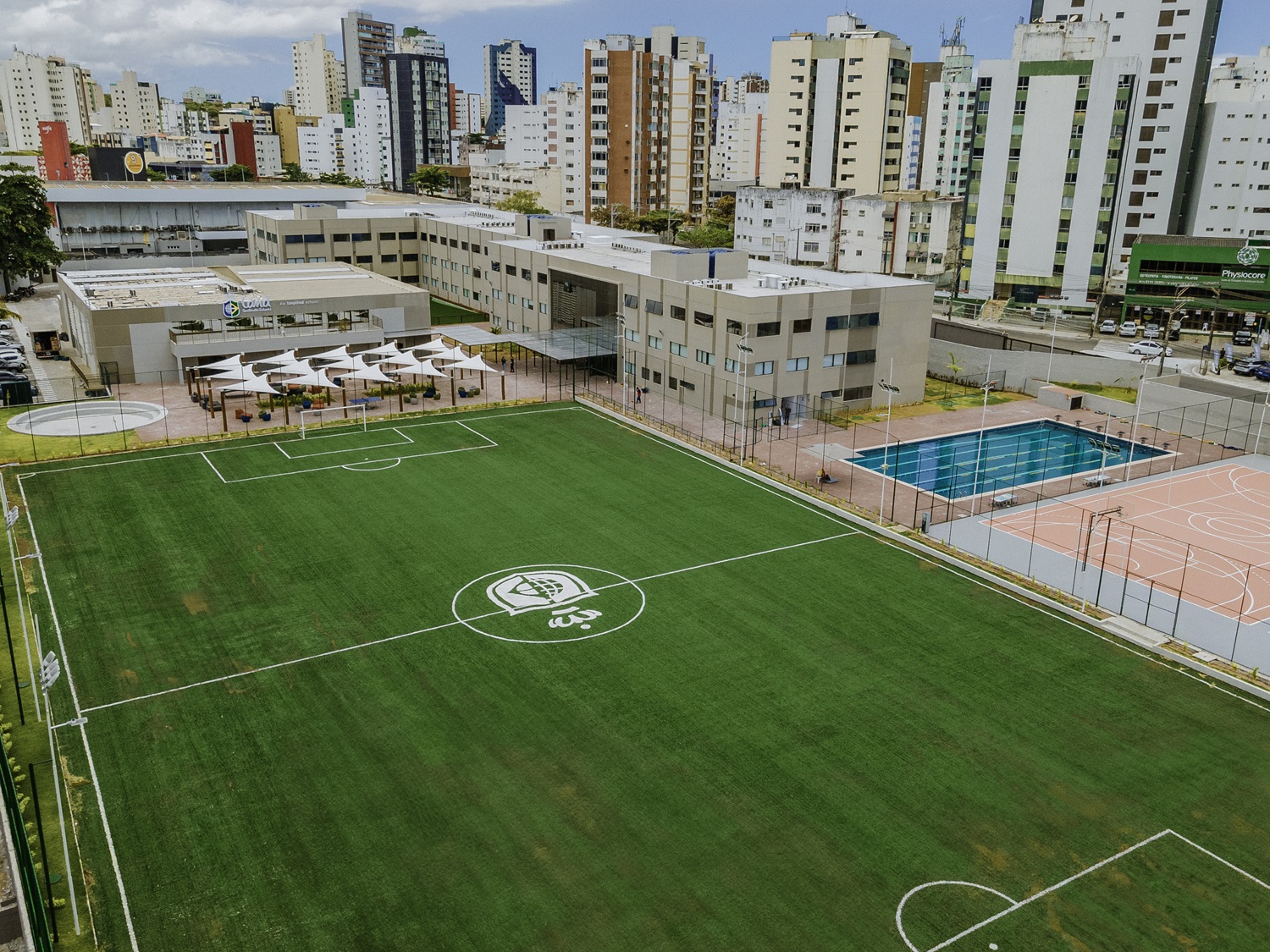 Nova referência em educação bilíngue em Salvador, Land School inaugura ...